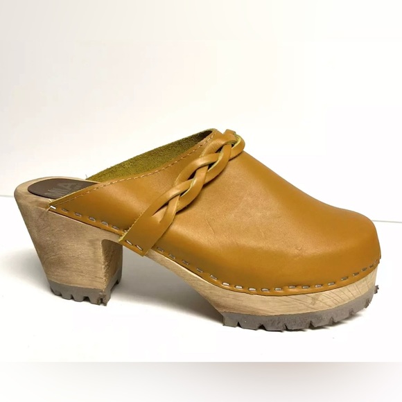 MIA | Shoes | Mia Womens Elsa Clog Leather Size Us M Eu40 | Poshmark